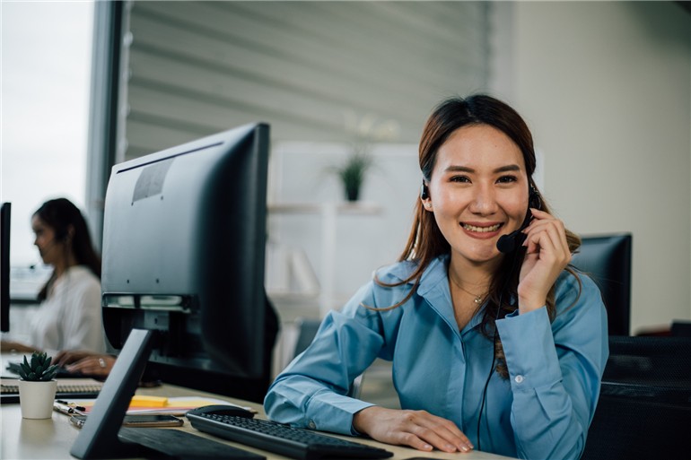 Femme: Telefone, SAC, Chat para Atendimento - Lightid